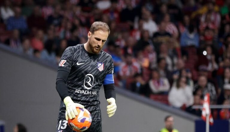 Jan Oblak: A tan solo ocho partidos de hacer historia - AtletiMedia
